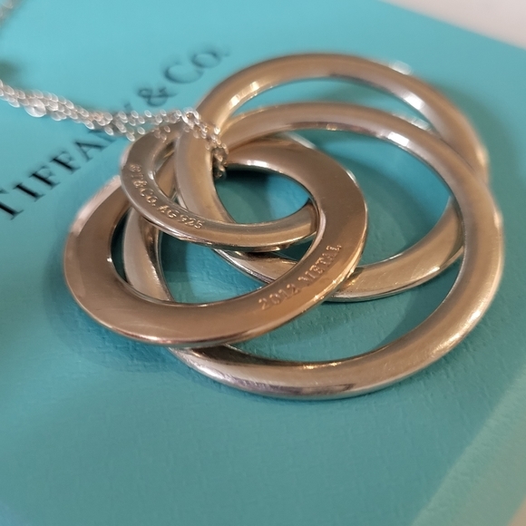 Tiffany & Co. | Jewelry | Tiffany Co Interlocking Circles Necklace 2 ...